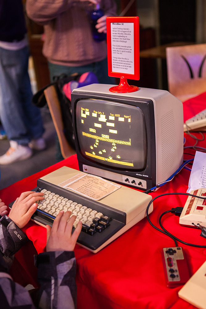 hopper-game | Retro Video Gaming