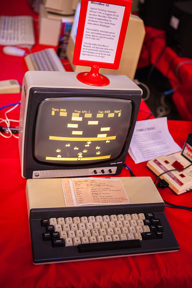 microbee-hopper-game | Retro Video Gaming